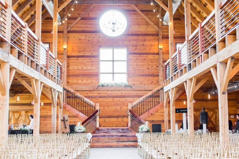 Rustic Wedding Venues in Northeast Ohio | Photographer Akron